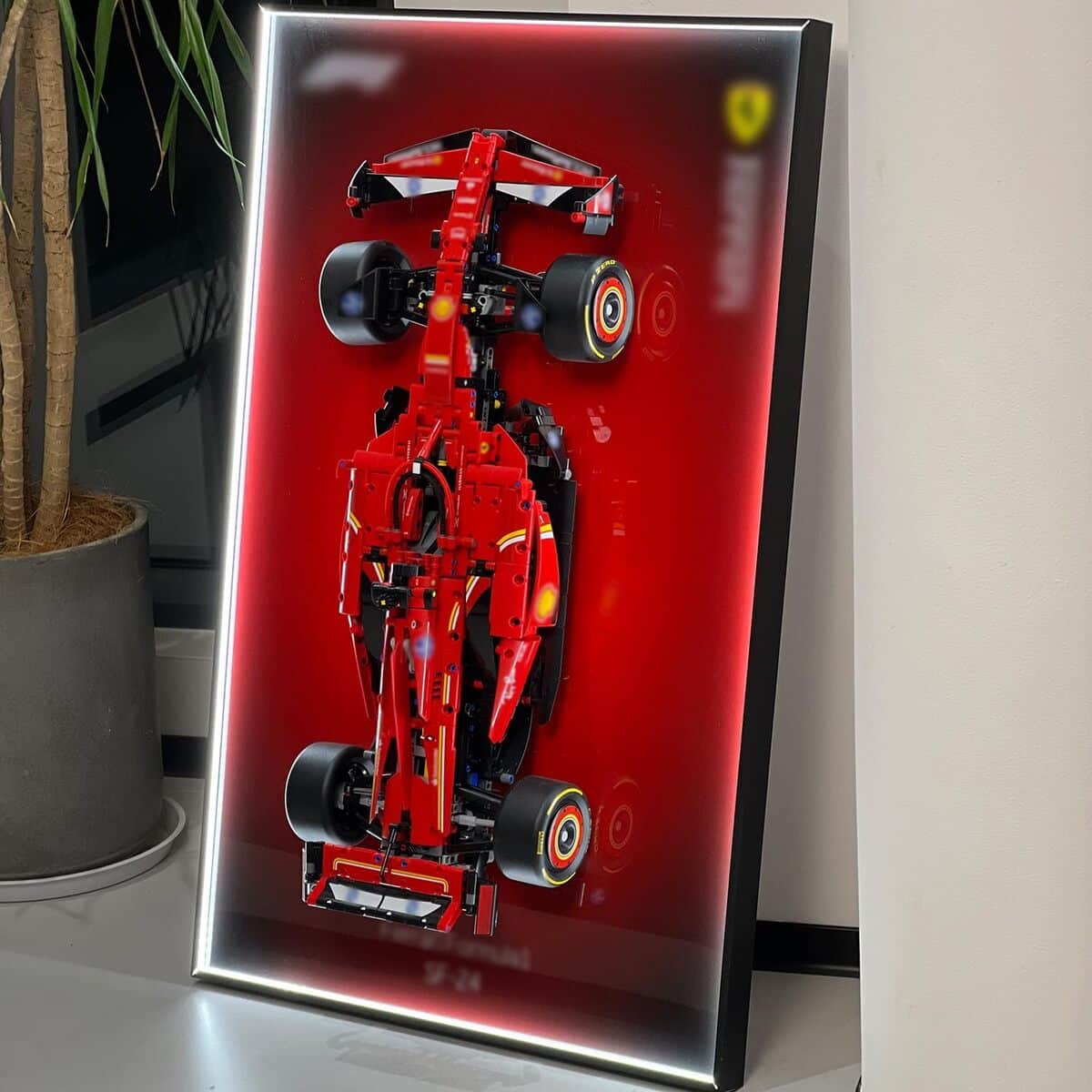 Test iLuane tableau mural pour Lego Technic Ferrari SF-24 F1 avec LED
